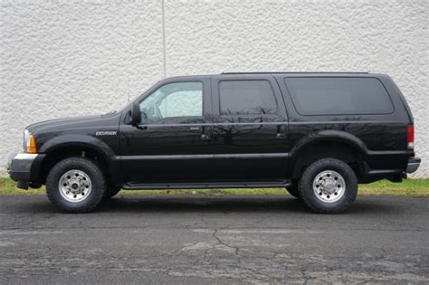 Image result for 2001 Ford Excursion Engine Compartment