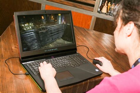 Image result for Alienware 17 R4 CD-R King