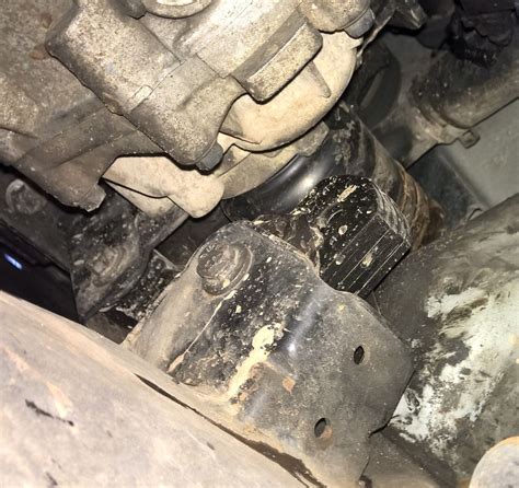 Image result for Freelander 2 Engine Mounts