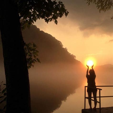 10 Tips For Taking iPhone Photos In Different Types Of Light