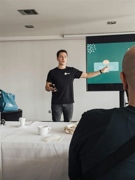 Image result for Presentation Pictures for PowerPoint