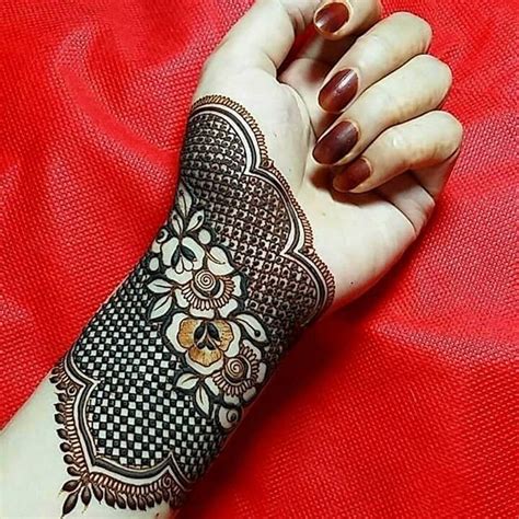 Image result for Mehandi Design 2020 Easy