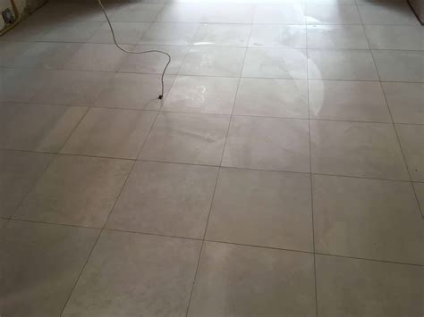 Large Format Porcelain Tile Installation | Canadian Tile Pro