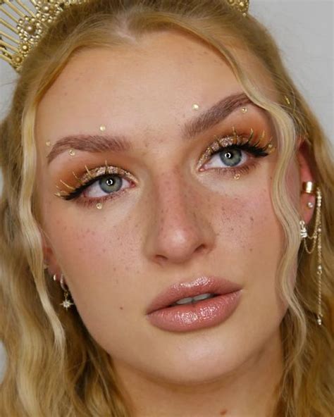 17 Gold Eyeshadow Looks For Any Season - Inspired Beauty