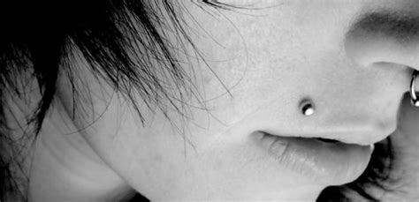 Image result for Monroe Piercing Tutorial