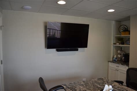 Conference Room TV - Majestic Commercial Properties, LLC