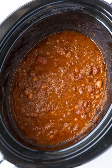 Slow Cooker Chili | A Zesty Bite