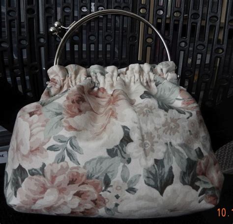 Image result for Debbie Shore Gift Bag Tutorial