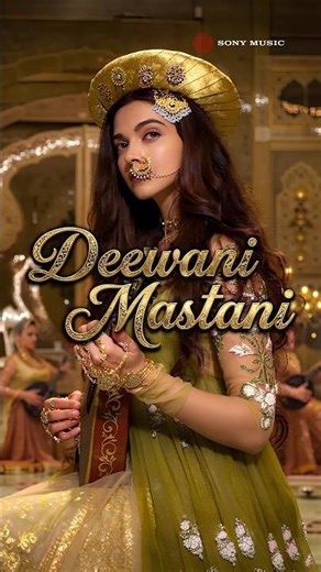 Deepika Padukone in her most iconic form 💫 #deewanimastani #deepikapadukone #shreyaghoshal