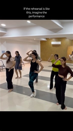 Kanta Laga | Bridesmaids choreography | Rehearsals #shorts #dancewithdhruvi #dsdchoreography