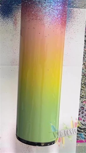 Vanessa Davis • Vmd Designs on Instagram: "Giving a little summer warmth in this chilly January day! Full tutorial and supply list is available on my Youtube channel! Link to watch is in the comments!👇🏾 #glittertumblers #glitter #epoxytumblers #tumblermaker #tumblercustom #epoxy #resinart"