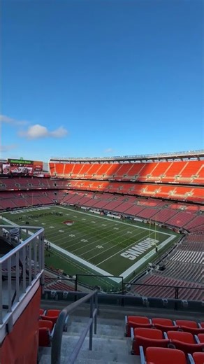 Wake up! It's gameday! 😤