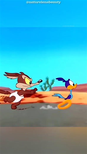 Roadrunner: The Bird That Runs Faster Than It Flies! #shorts