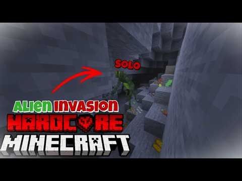 How long can a SOLO Survive an ALIEN invasion? | HARDCORE MINECRAFT