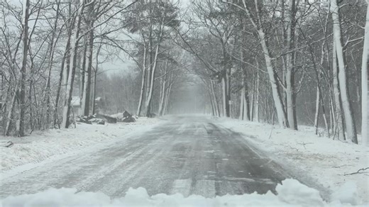 ❄️☃️Winter Weather in Marquette, Michigan, this afternoon! LSC/Freddie Bryant | Live Storm Chasers
