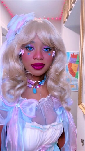 The moment I realized I lost an earring ꒰ᐢ´ඉᯅඉᐢ꒱ #softcore #princesscore #cutecore #Dollcore #softgirlaesthetic