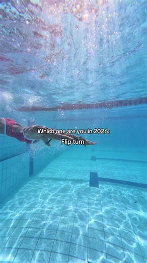 Comparing Crossover and Flip Turns in Freestyle Swimming