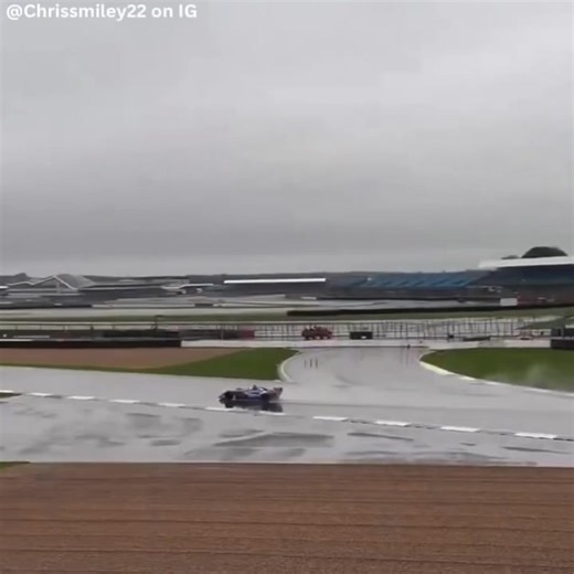 🚨 Some of the 2026 Formula 1 engine sounds we’ve heard on track so far 🔊 • Red Bull-Ford (Racing Bulls) • Ferrari (Cadillac) • Mercedes (Alpine) • Audi (Audi) Honda still to come. 🎥: MPCLKS/ f1guydan #f1 | Fastest Pitstop