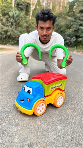 Green 2 Ta Rc Snake and Remote Control Container Truck Unboxing