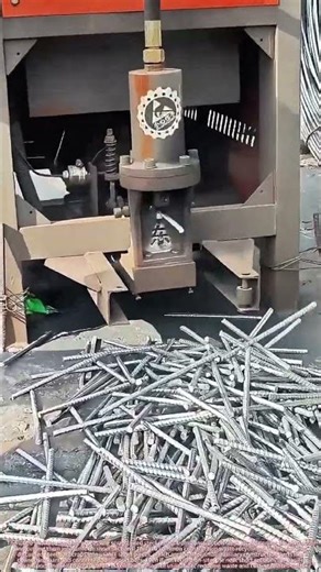 Construction Waste Recycling: Scrap Coiled Steel Rebars Straightening and Cutting Machine in Action