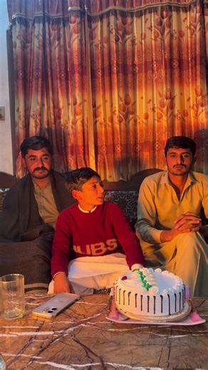 Thanks for all support ❤️ Video viral hui hai 🎉 Is ki ID mention ki hai Cake cutting isi khushi mein 🍰 Video poori dekhein#faisal #foryoupage @جنید گوندل🌺 ڈفرانہ 🥂🖤 @Ch hamza Gondal 🇵🇰🇫🇷