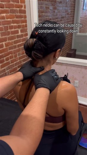 What are tech necks? 📚 Tech neck is a modern postural condition that develops from frequently looking down at phones, tablets, or laptops for long periods of time. When the head tilts forward, the weight load on the cervical spine increases dramatically, placing extra stress on the neck muscles, ligaments, and joints. Over time, this can lead to stiffness, headaches, shoulder tightness, rounded shoulders, and a forward head posture, sometimes even causing nerve irritation that radiates into the