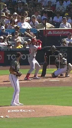 49M views · 606K reactions | Fernando Tatis Jr. ROBS a home run! 勞 | MLB | Facebook