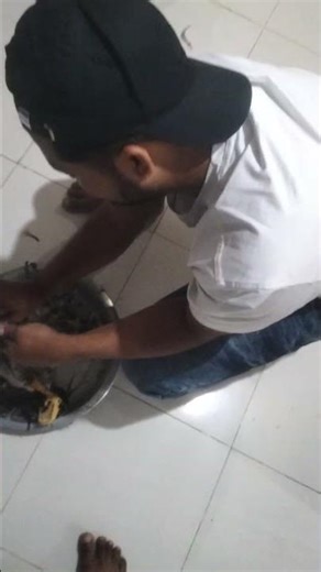 শিতে হাস পাটি বন্ধুরা মিলে