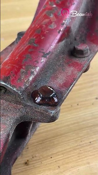 Easy method to unscrew rusty bolts! #easy #tools #bolt