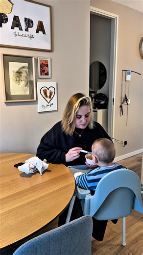 Ik krijg altijd zooooveel stress als ik denk aan de avondroutine. Vooral met een baby is het soms echt chaos. Met deze authentieke, verse (en ook echt heerlijke!!!) maaltijden van @ziettabox word dit toch een stuk makkelijker. Neem vooral even een kijkje op de site van Zietta via de link in mijn bio! Zietta heeft verschillende opties qua boxen, daardoor voor iedereen wat wils. Met de code ROSAZIETTA krijg je ook nog eens 10% korting op je box. Amazing toch? 🙂‍↕️ #ziettabox #ad