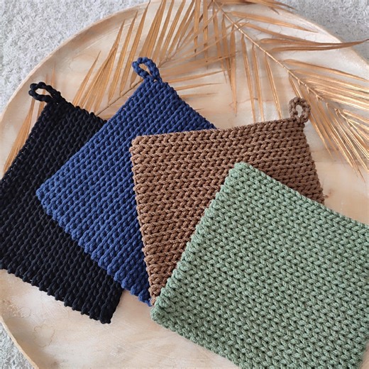 Crocheted Potholders Made of Thick Cotton, Minimalist and Simple | Available Individually or as a Set | Also Suitable as a Housewarming Gift - Etsy