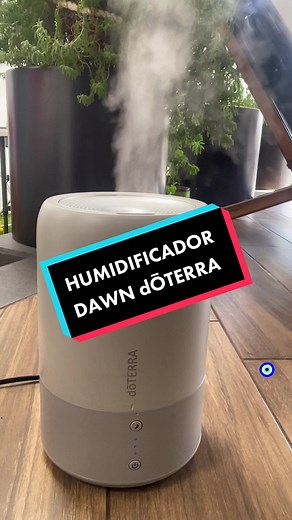 Mantenga los niveles de humedad ideales de día y de noche con el HUMIDIFICADOR DE AROMA DAWN Con este increíble humidificador, puede crear comodidad en cualquier habitación. #parati #doterra #vibracionesesenciales #doterramexico #doterramexico #mezclas #aceitesesenciales #humidificador #humidificadordoterra