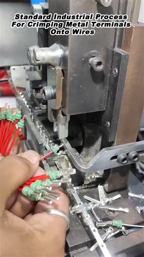 Standard Industrial Process For Crimping Metal Terminals Onto Wires