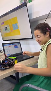 18K views · 3.8K reactions | Malek a relevé le défi !  Il a programmé son robot avec Scratch pour détecter et suivre parfaitement une ligne noire. Une belle démonstration de logique, de précision et de patience. Bravo champion ! . #robotique #robots #kids #linefollower #linefollowerrobot #روبوتيك #programming | Techmology | Facebook