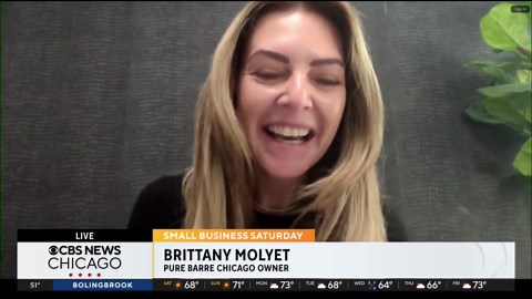 Woman leaves finance job to open Pure Barre Chicago