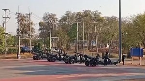 A soldier lost his lower right arm when an artillery shell exploded during a gun salute on Army Day. Royal Thai Army deputy spokesperson Colonel Ritcha Suksuwanon said the incident occurred when the 19th Artillery Battalion of the 9th Artillery Regiment was firing a salute at the King Naresuan the Great Memorial in Kanchanaburi. The cannon was set to fire 21 rounds of 105mm artillery, all of which were training shells. After 17 rounds were fired, a shell exploded during loading, injuring two sol