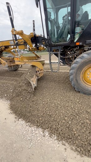 Tow Line Ek Sap Me Kaise Banayen ? 🤔✅ | #fbreels2025ツ #fbpost2025シ #viralshortsviral #fbreelsviral #facebookreelsviral #fbtrandingreels #styleideasdaily #fbviral #caterpillar #shorts @हाइलाइट | Avhijeet Singh Rajpoot