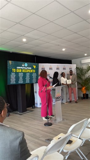 Young Entrepreneurs Academy Grant Announcement 2025 | SBDC Bahamas