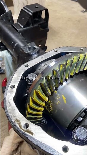 Ring and pinion gear pattern.