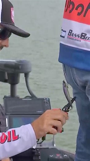 601K views · 7.7K reactions | Team Ferguson is not having the best day today but these pros always have a good sense of humor. When was the last time you hooked your fishing buddy? Tag him or her in the comments⬇️ Knighten Industries Bass Boat Technologies Minocqua Area Visitors Bureau Bass Pro Shops Fishing Clash #HookEm #bassfishing #fishing #fishingbuddy #minocquaarea | Major League Fishing | Facebook