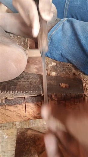 Sharpening a Hand Saw with a File | Hand Saw Sharpening Tutorial #ihavethisthingwithplants