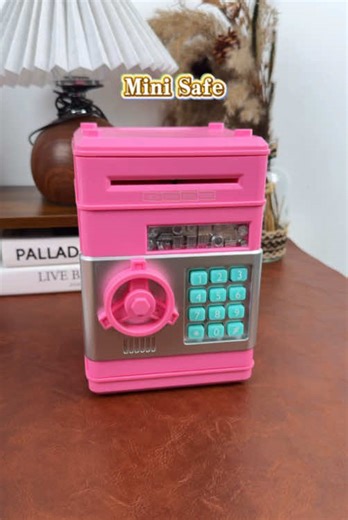 Mini safe for the kids! 💴 #MiniSafe #MoneyStorage #kidgift #money #kidssavings