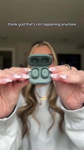 the earbuds that are NOT falling out of your ear and disappearing on a flight 😂 #jlab #earbuds #earbudswireless #wirelessearbuds #wirelessearbud #earbudswireless #miniearbuds @JLab