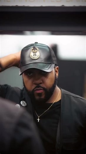 Introduction: Online Booking & Appointments only 💈📲 • #mabclipup #celebritybarber #barberlife #fadedu #detroitbarber #barbershopconnect #barbernation #exposedbarbershop #barbersarehiphop #barberlove #barbershopconnect #barbersinctv #barberhub #barberworld #detroitpistons #detroitmusic #showcasebarbers #detroithairstylist #detroitbarbers #menshair