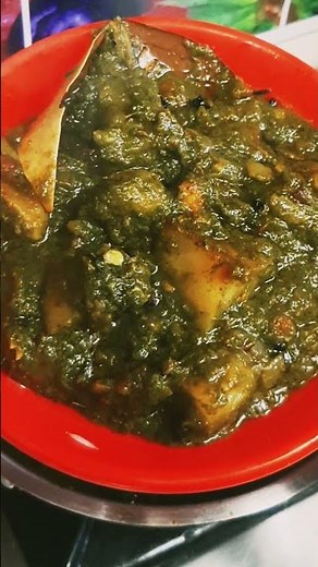aalo-palak lehsuni try this recipe|yummy|subscribe my channel #foodislife #palakrecipes #aaloo
