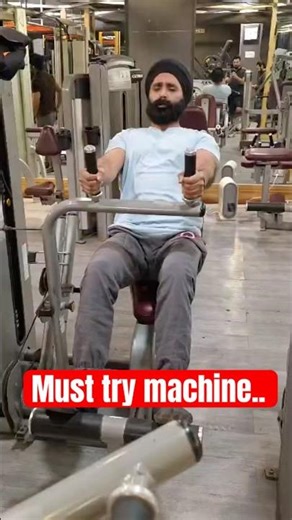 This Back Extension Machine Surprised Me! 😳