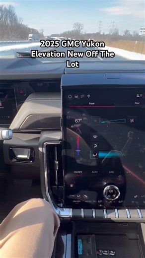 New GMC Yukon Crusing With Only 100 Miles #gmc #suv #cruisecontrol #testdrive #newcar