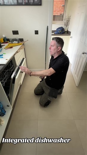 How to Install an Integrated Dishwasher in Your Kitchen