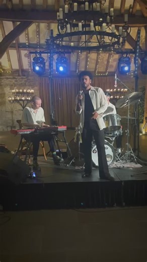 Dae La Roux live at our Wedding Music Showcase ✨ premium wedding band, beautiful vocals, the perfect choice for your event! #weddinginspiration #weddingband #weddingmusic | Jonny Ross Music