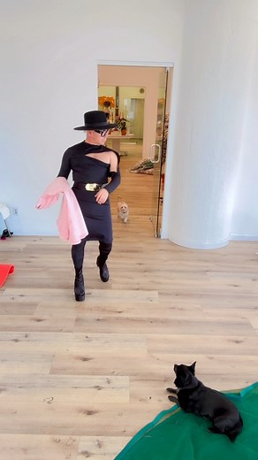 Here we go new look 👀 hello future #merlincastell #fashion #merlincastell #merlinsfaves #merlincastellstore #FashionForward #runway #powerful House Of Castell Primecastell Merlin Castell Merlin Castell The New Mart | Merlin Castell